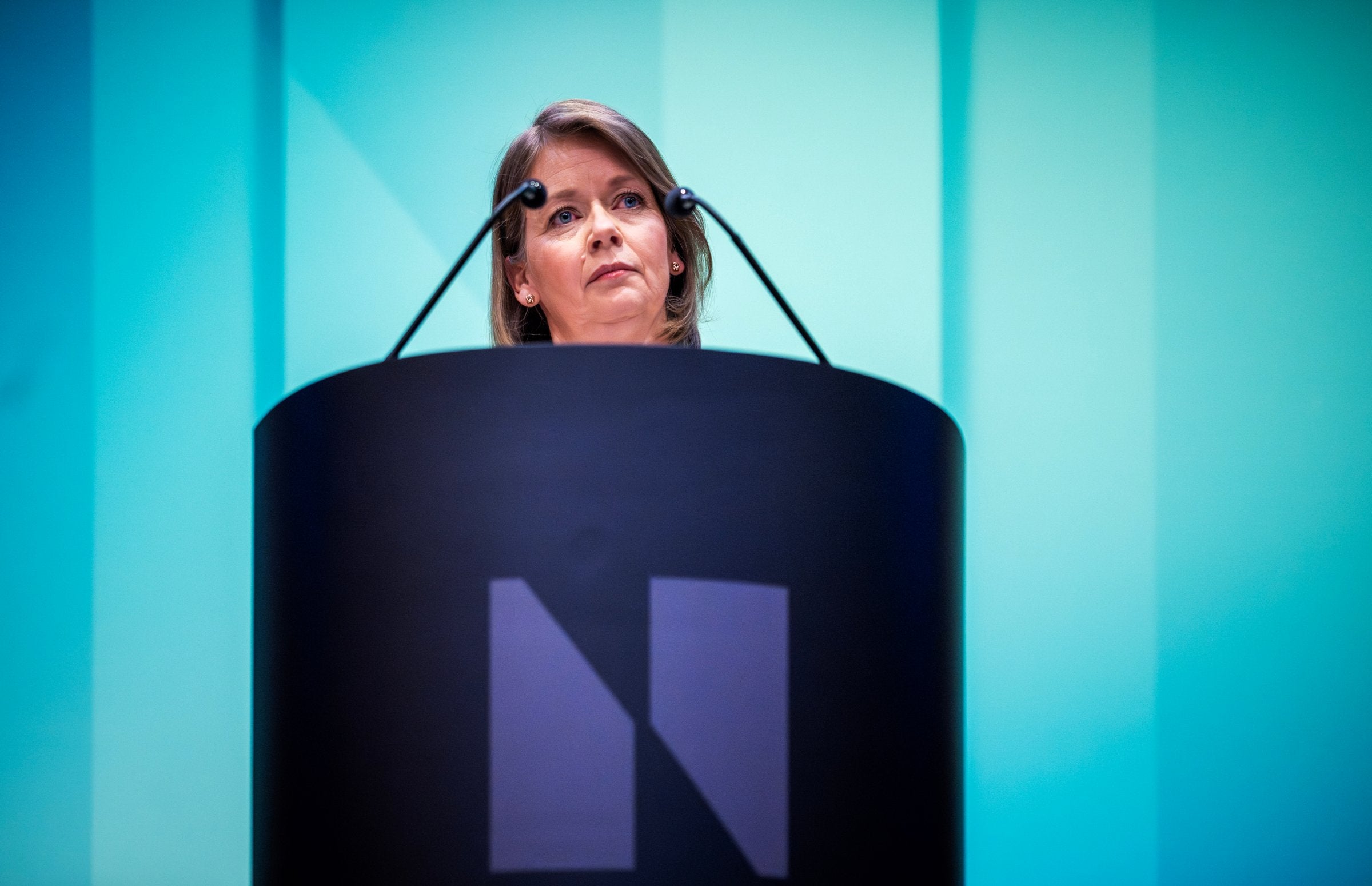 Fersk rapport fra Norges Bank: Bedriftene tror det blir lavere vekst i ...