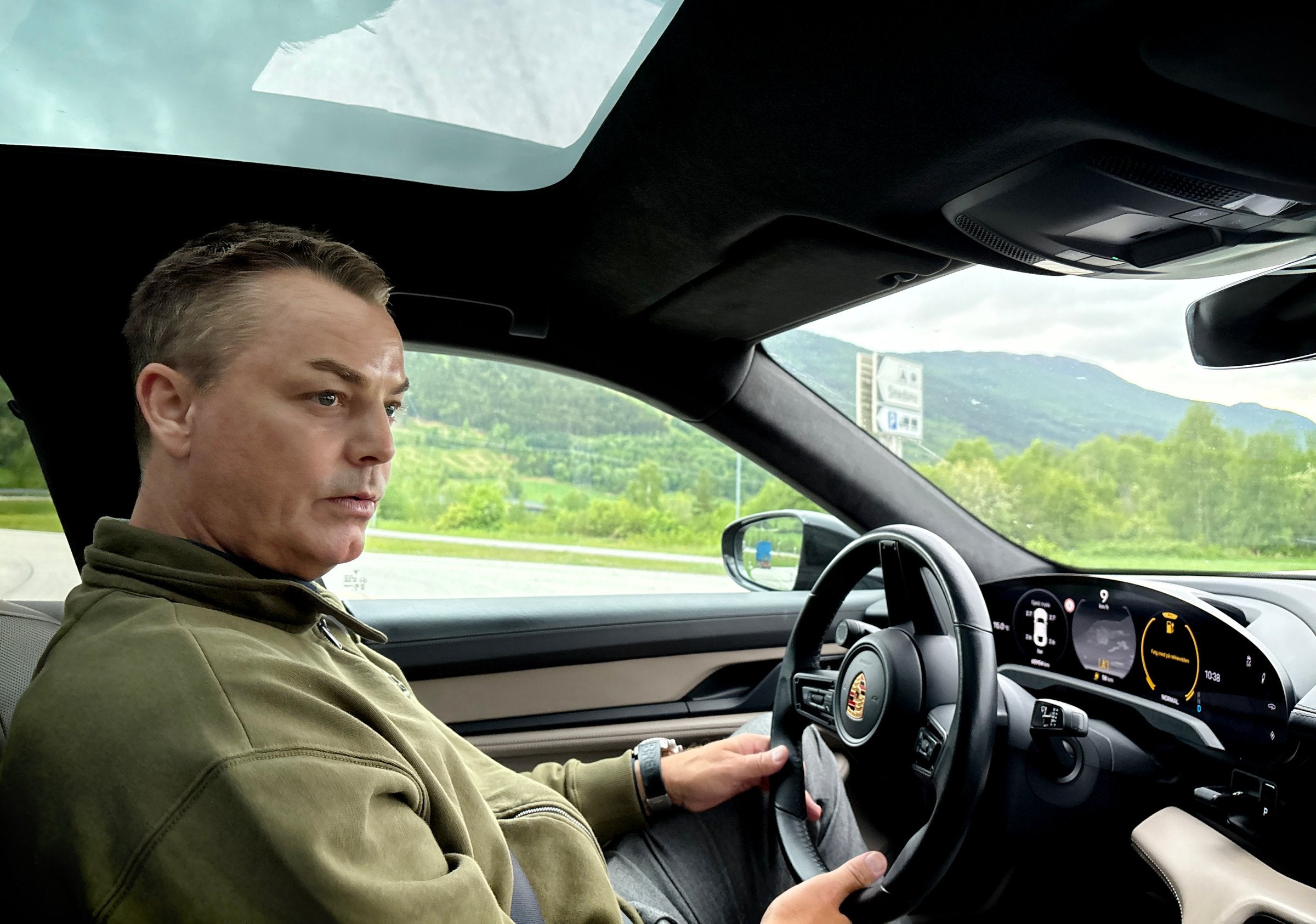 Stian Rustad kjøper seg inn i kriserammet Vågåmo-satsing før Sveits ...