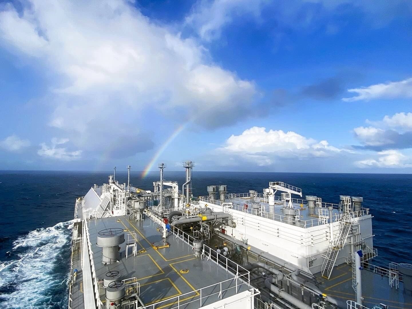 LNG market players ‘caught off guard’ as rates surge towards $100,000 ...