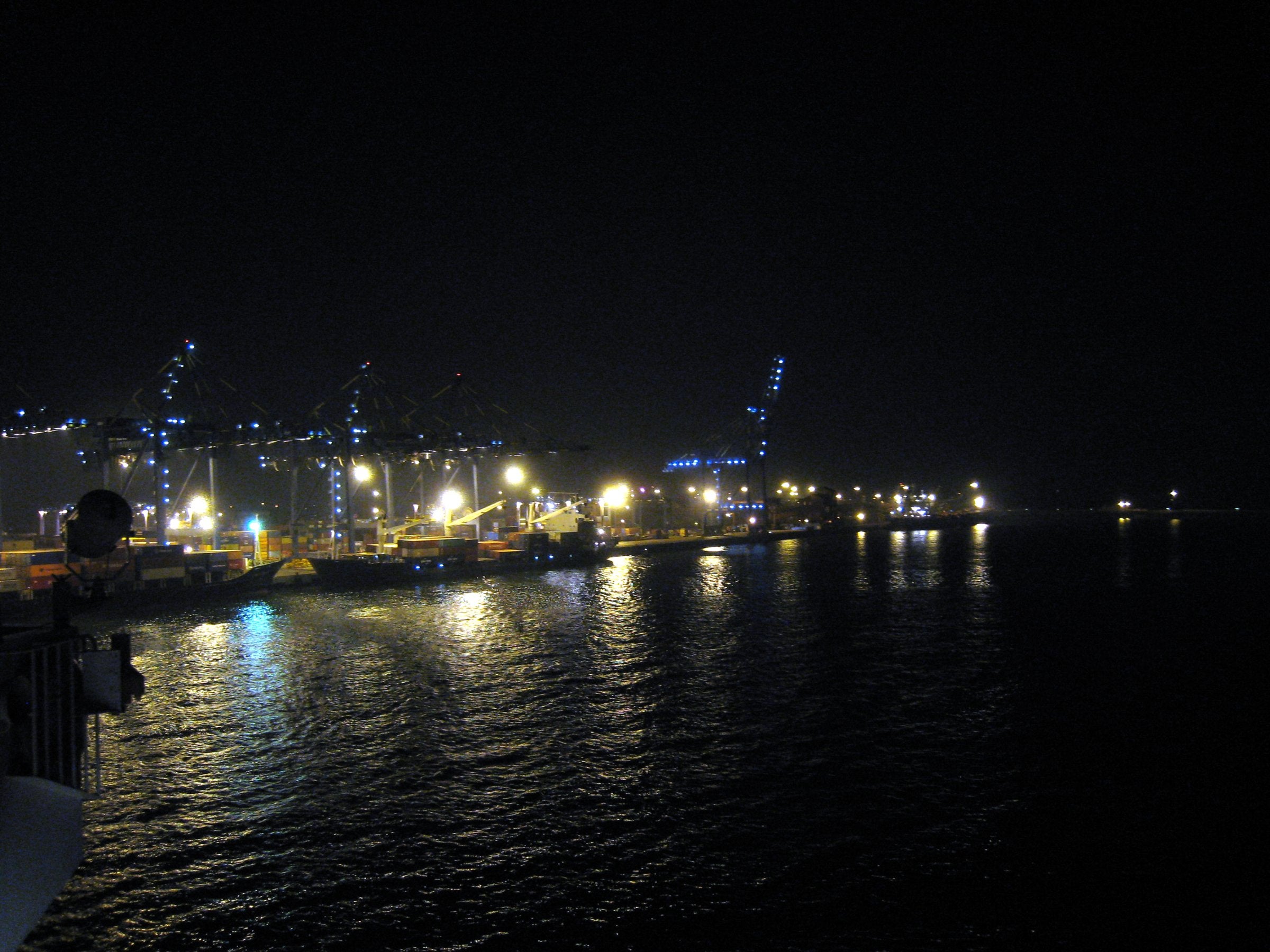 ‘Unusual movements’: Vietnamese tanker brings Sudanese oil to India ...