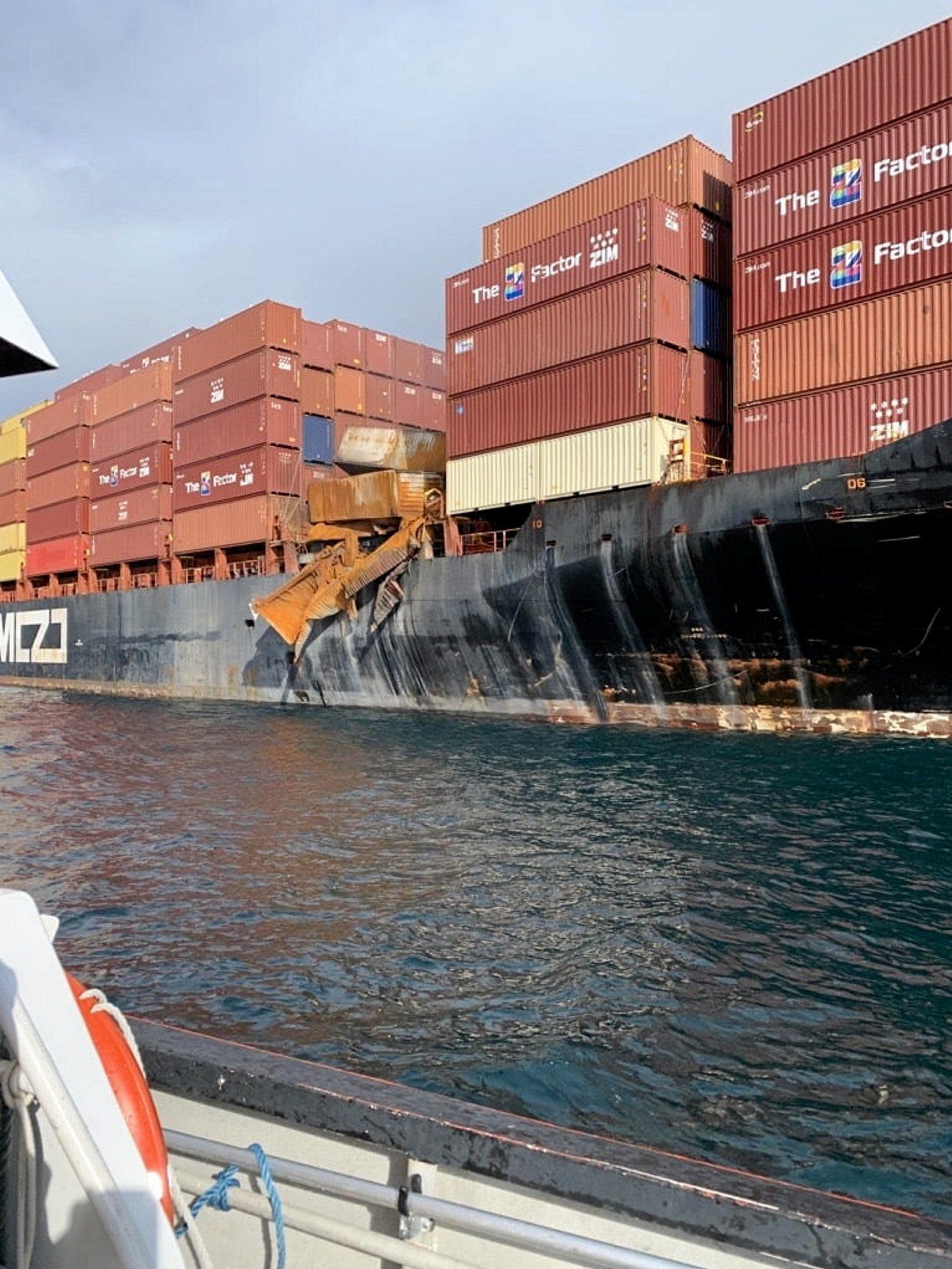 Container losses rise as Red Sea crisis forces boxships to divert ...