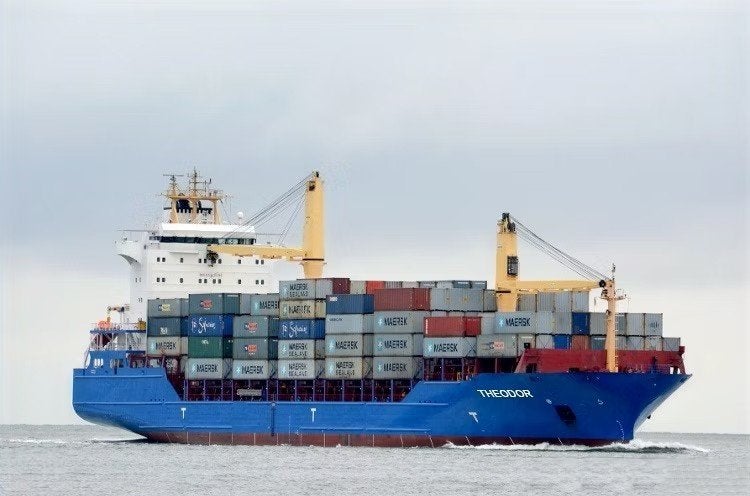 Hermann Lohmann exits container shipping with final vessel sales