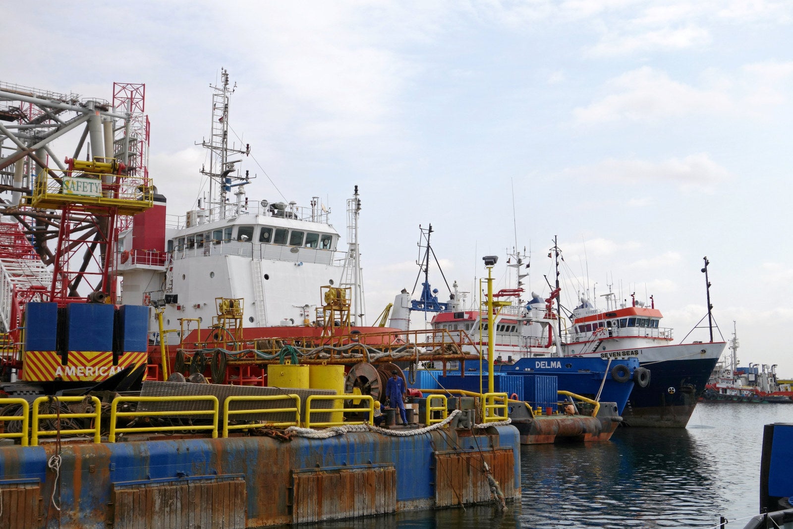 Dulam International sells dive support vessel for recycling
