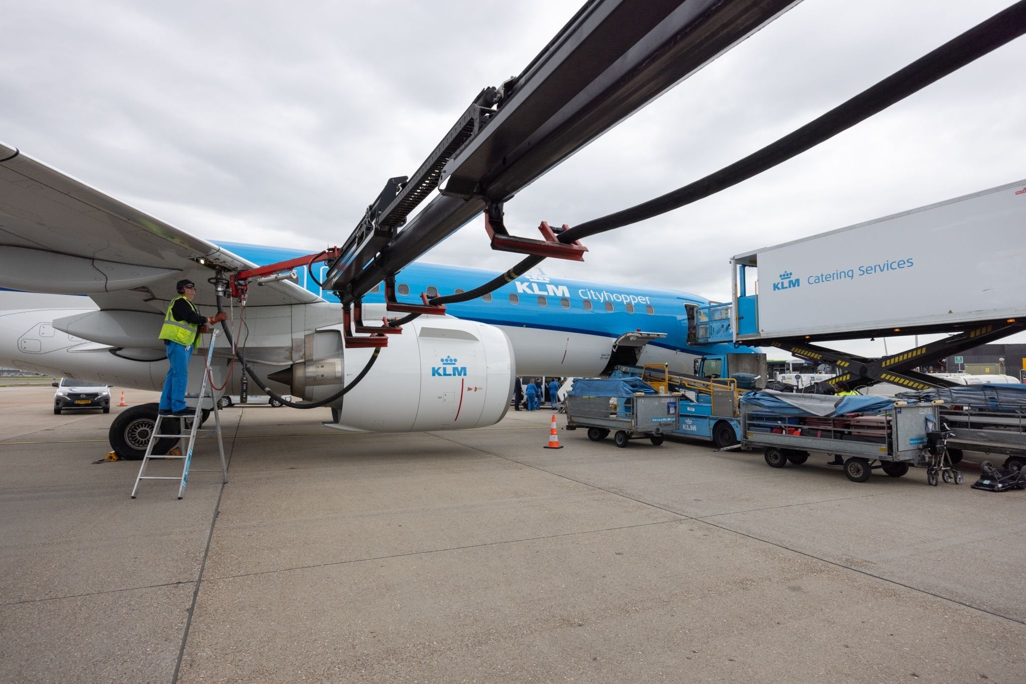 KLM operates first passenger flight to Germany using blend of green ...