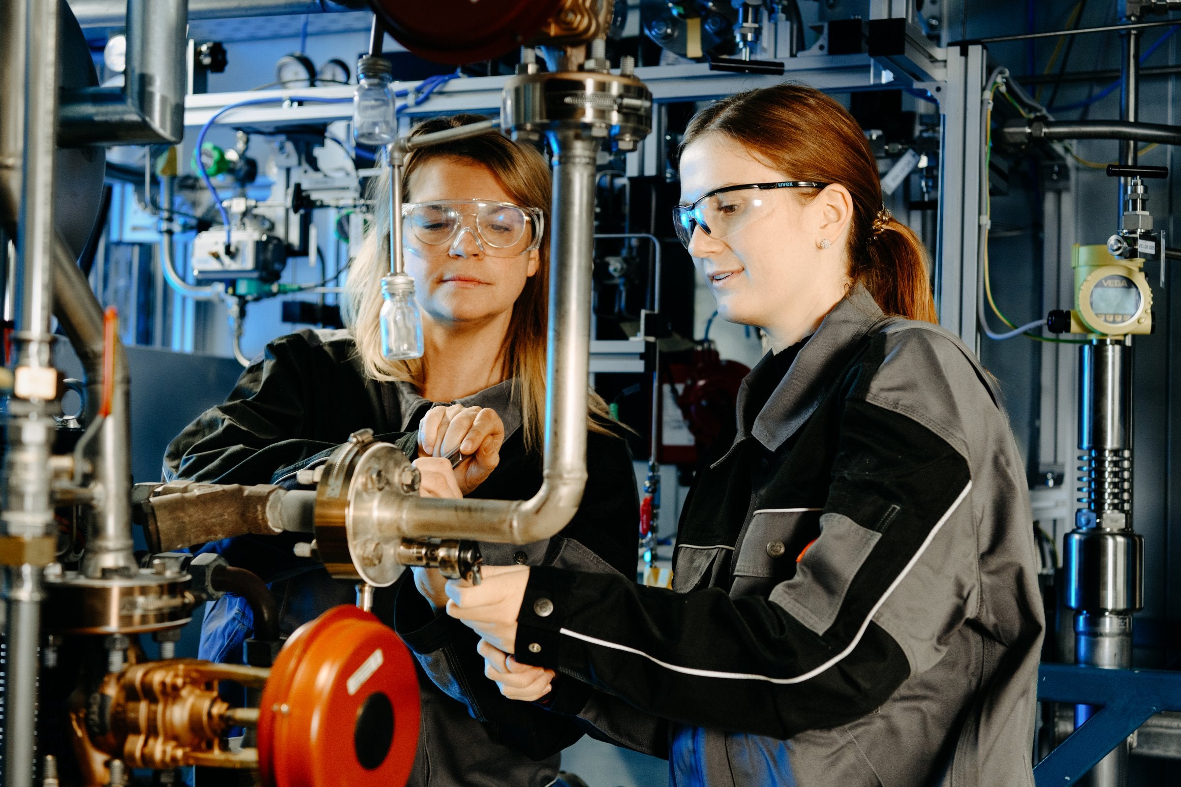 Hydrogenious to lay off almost half its workforce and scale back plans ...