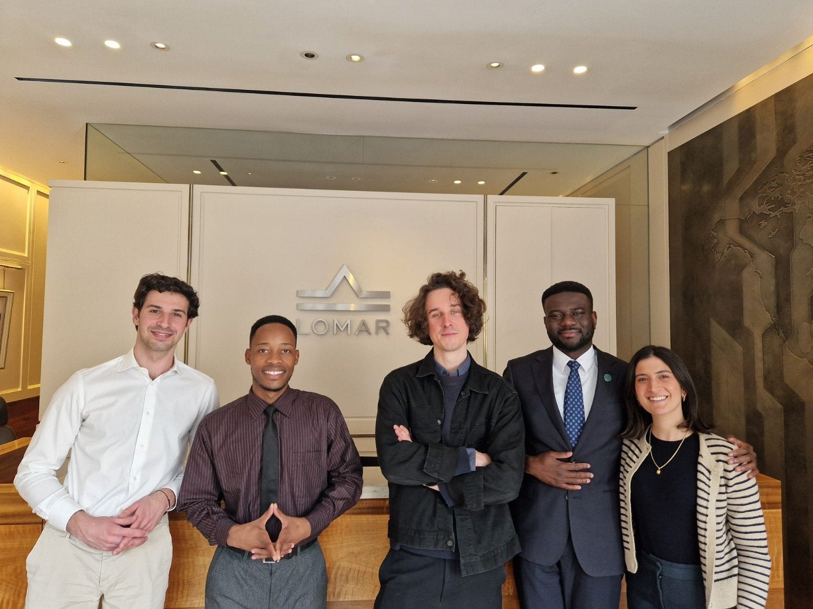 Lomar-backed start-up wins UK cash for boxship nose-jobs