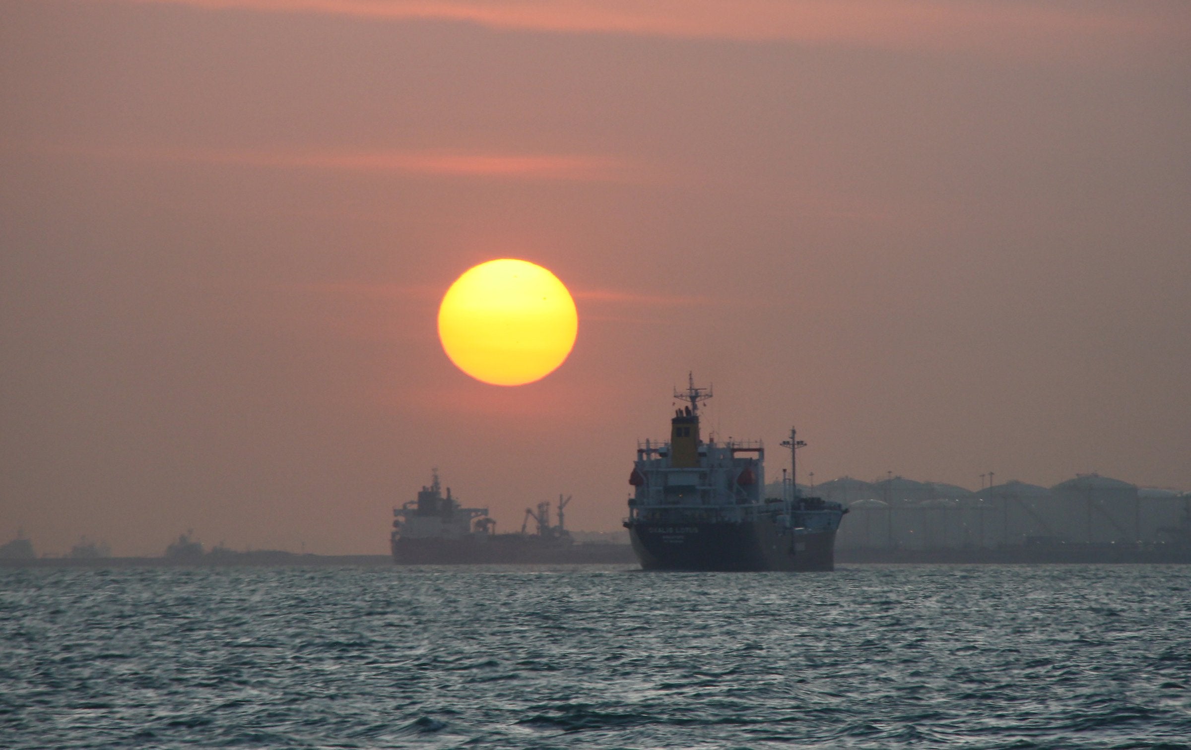 Economou, Vitol and Adnoc tankers divert away from the West towards ...