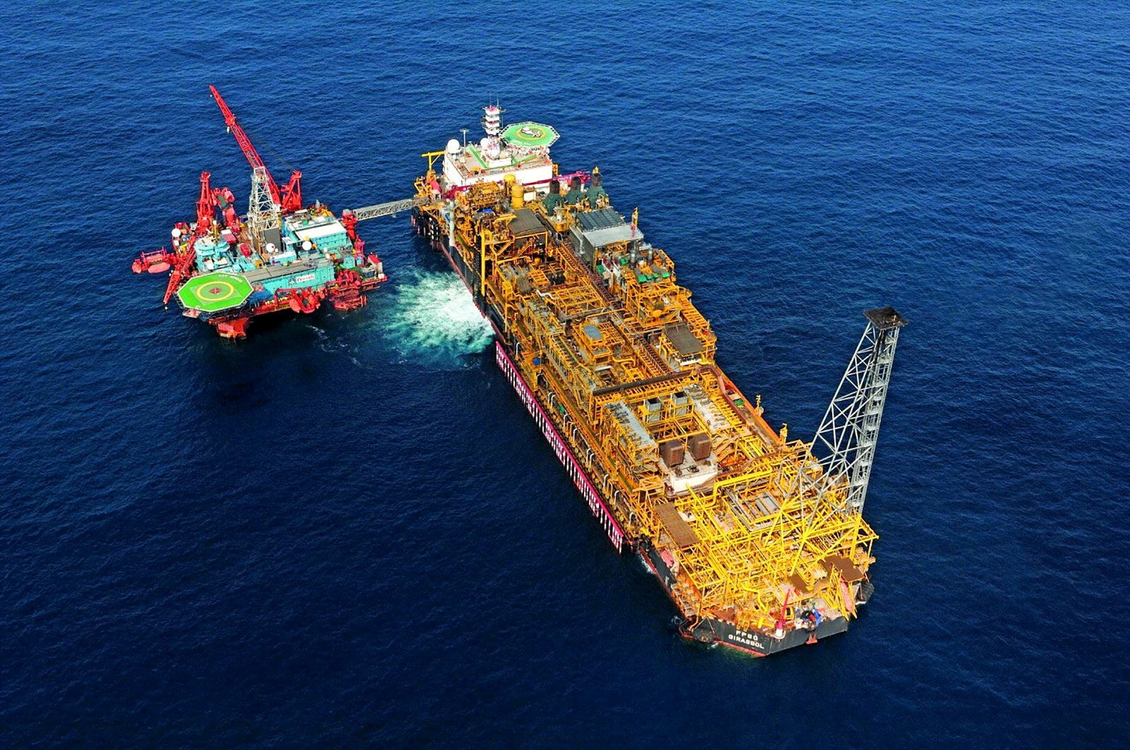 Oceaneering wins $100 million contracts to support development of two ...