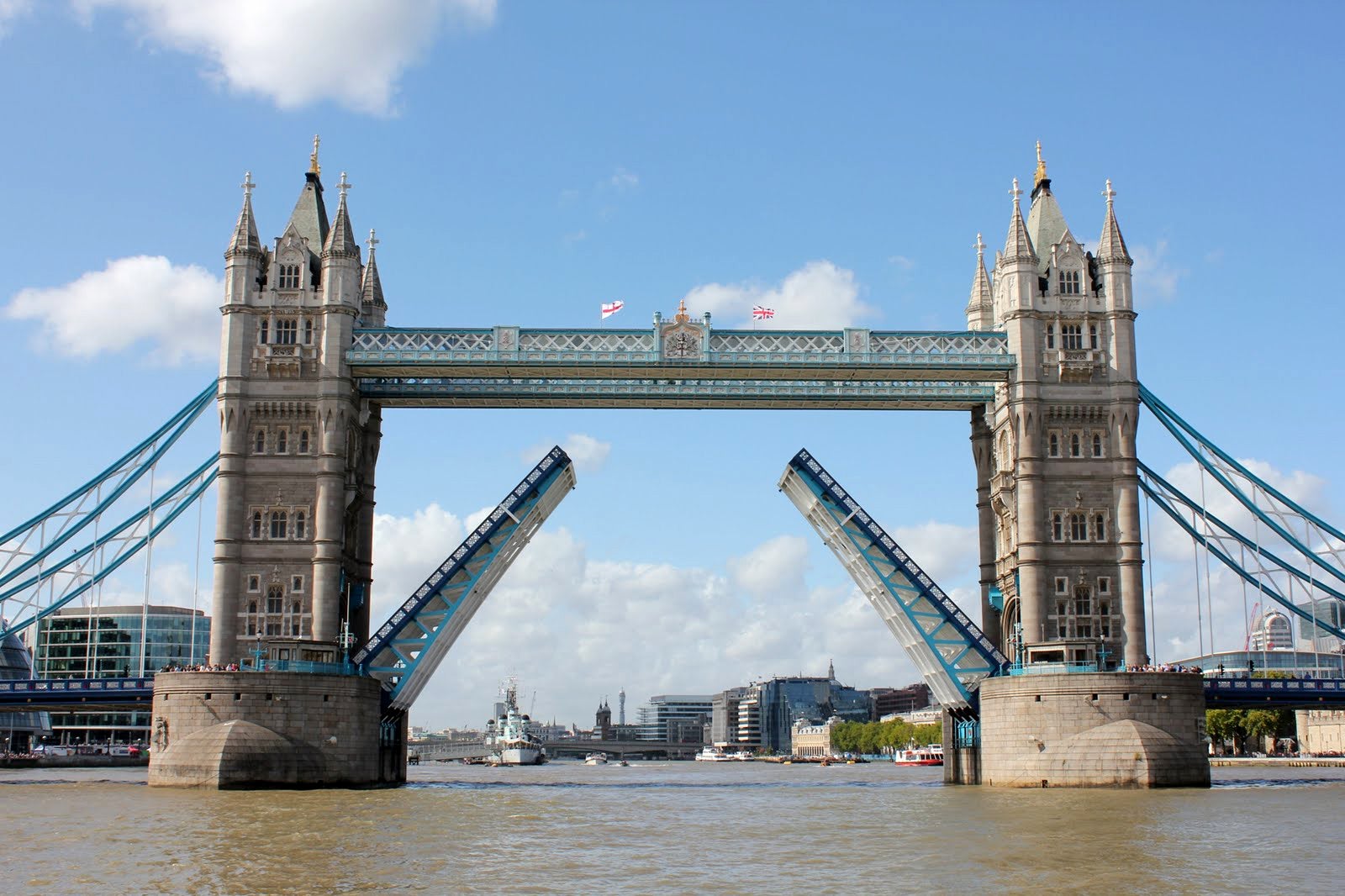 Marex Spectron enters physical shipbroking