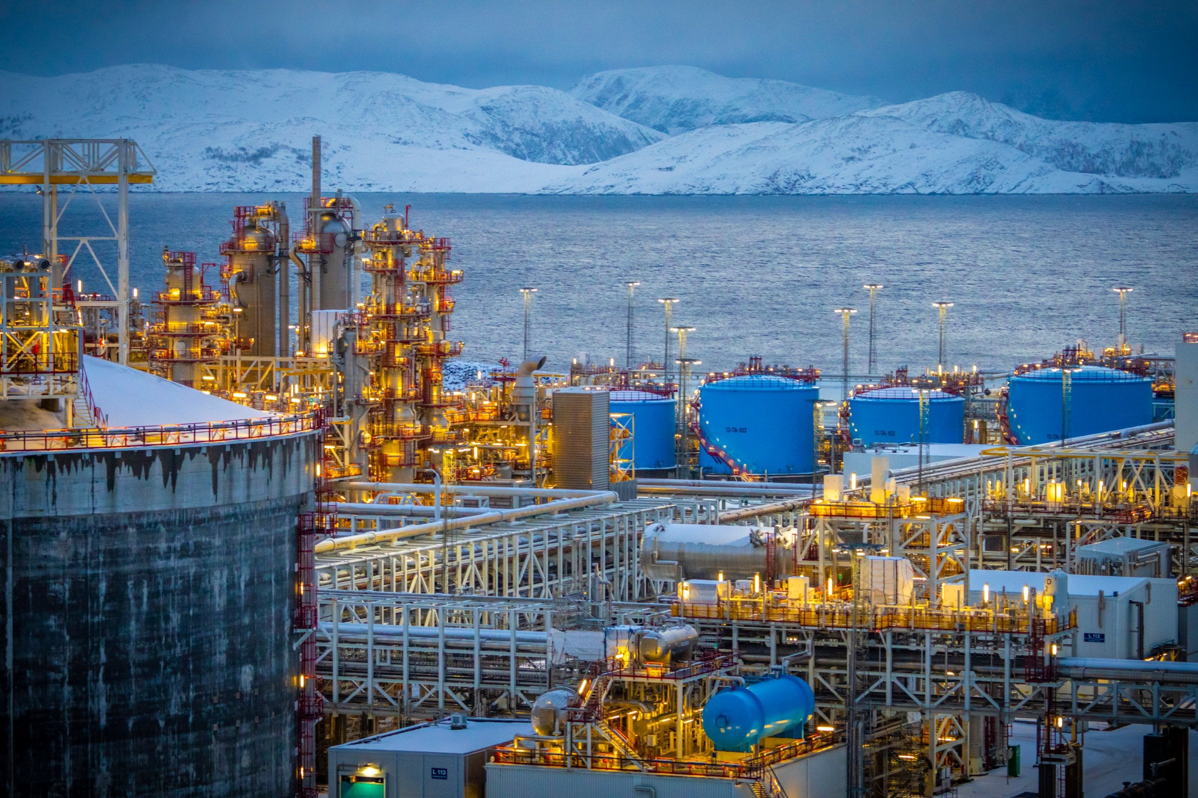 Strøm til sokkelen setter industrien i skvis