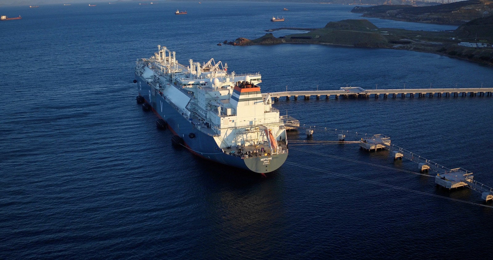Germany’s first FSRU arrives off Lubmin as it gears up for December ...