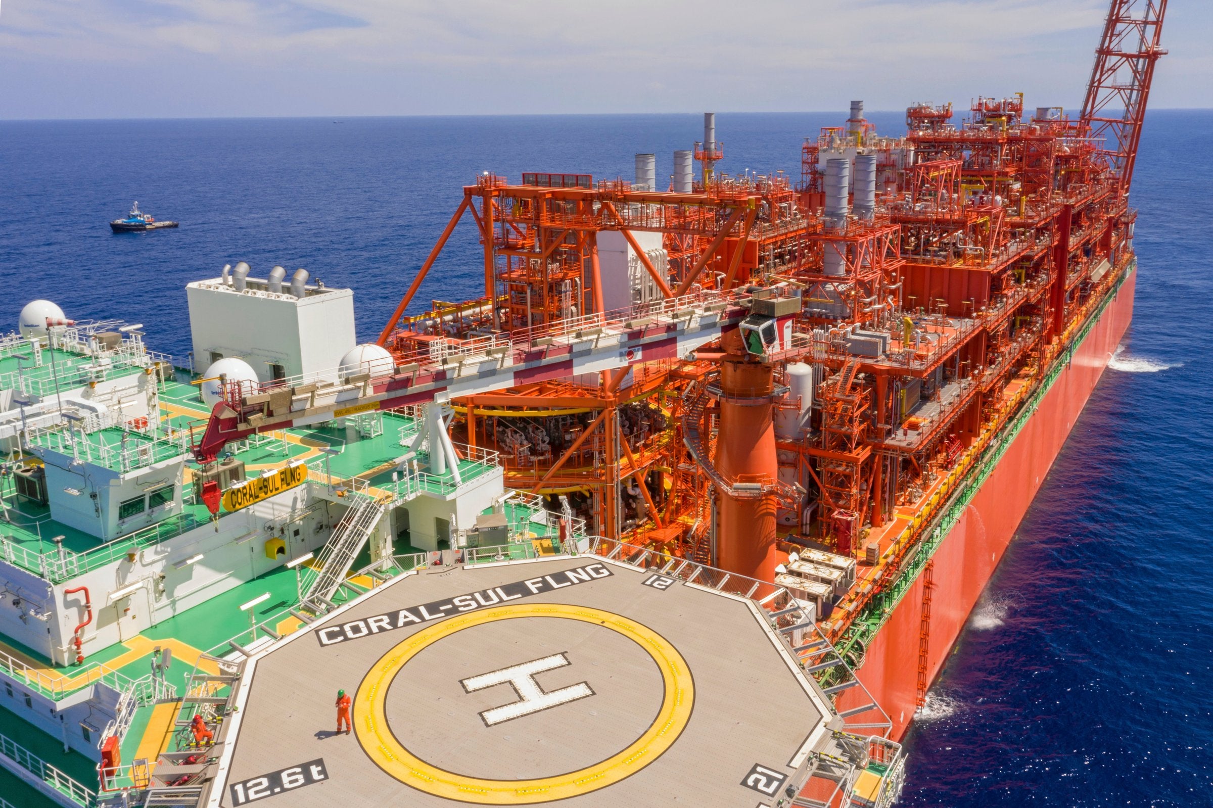 Bidders line up for Eni’s third giant FLNG unit for Mozambique