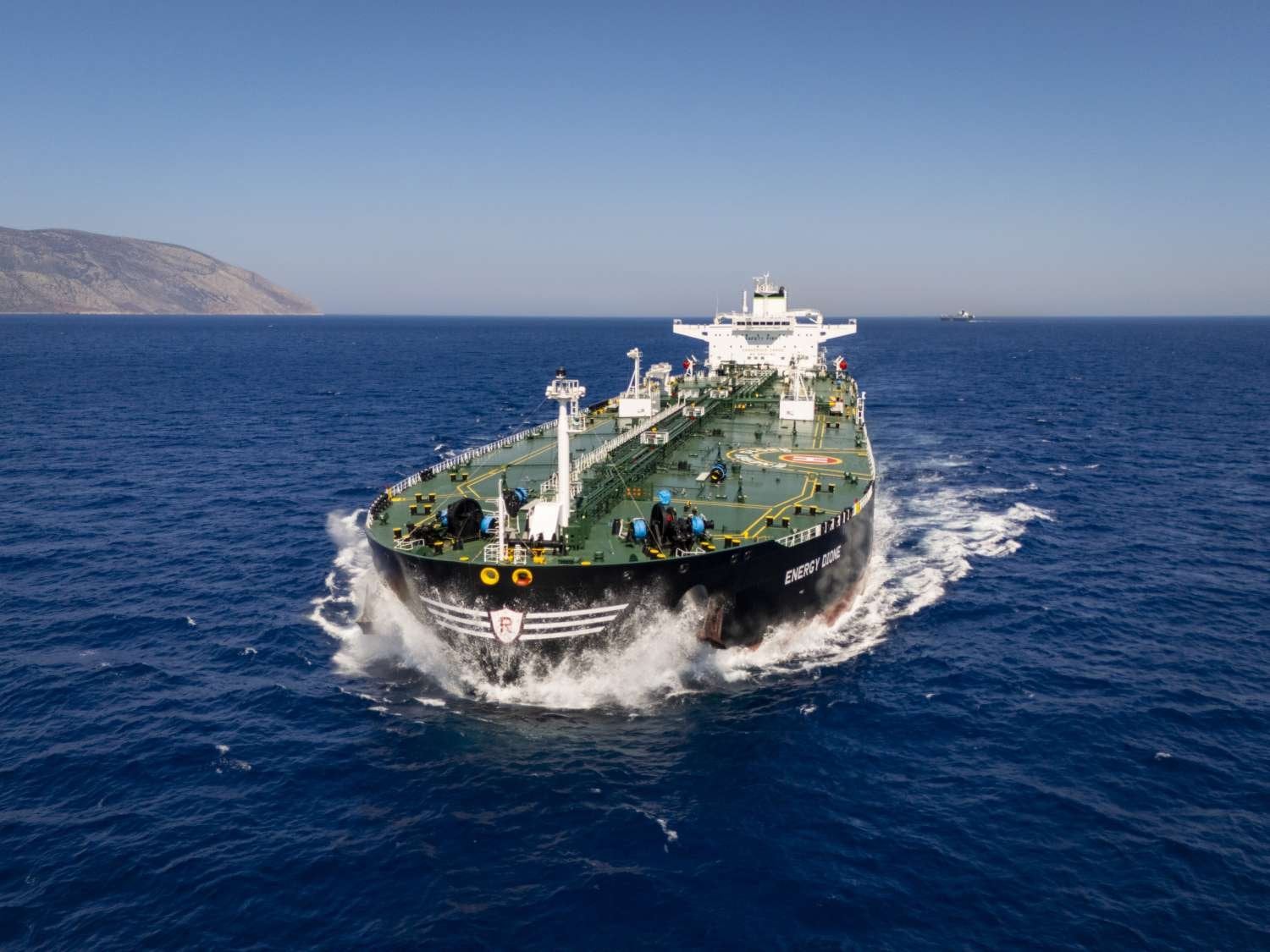 Greek shipowner Victor Restis deepens suezmax tanker bet with fresh order