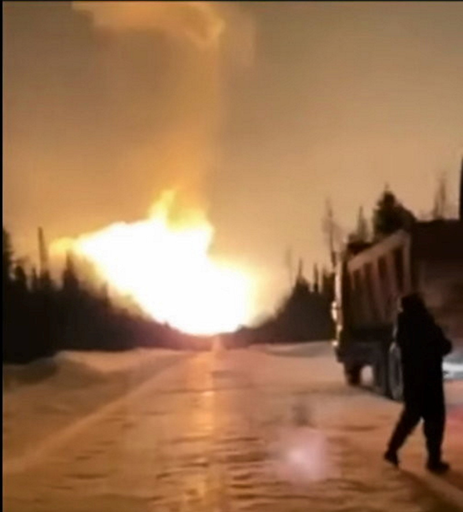 Russian gas pipeline in flames in West Siberia | Upstream