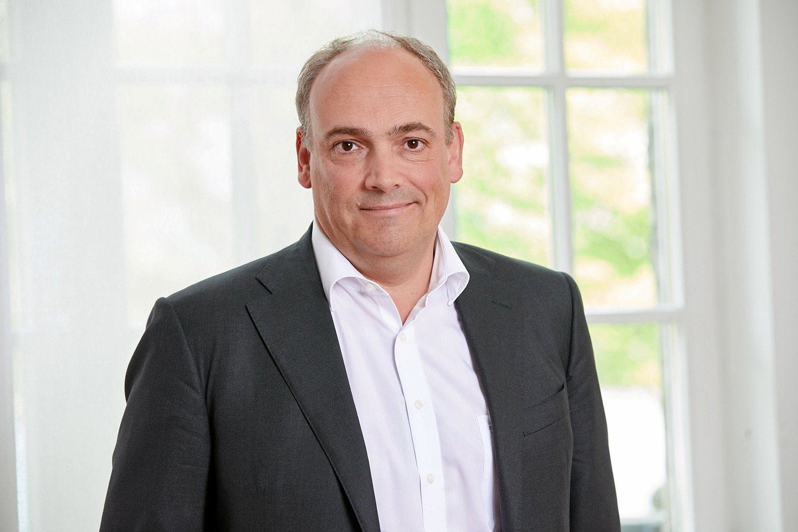 Hapag-Lloyd to take up to 10 containerships from Greek shipowners