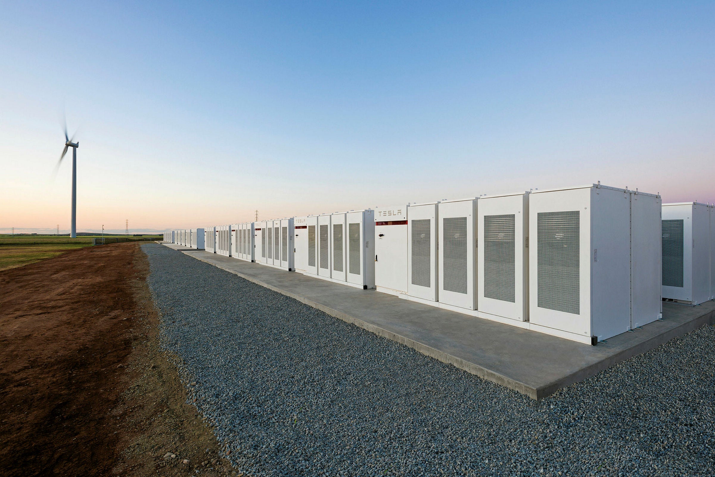 Batteries and offshore wind lead renewables price plummet | Recharge