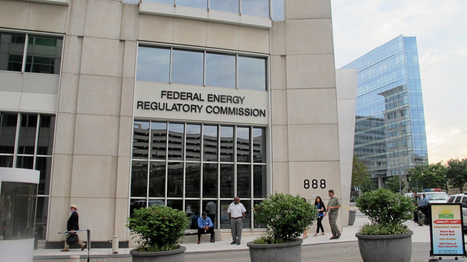 'Important milestone'| US approves reform to speed new clean power grid ...