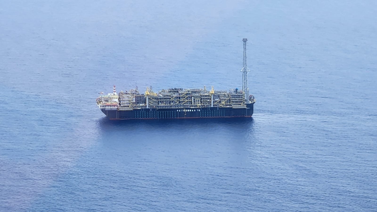 Eighth FPSO arrives to start production from Brazil's largest field ...