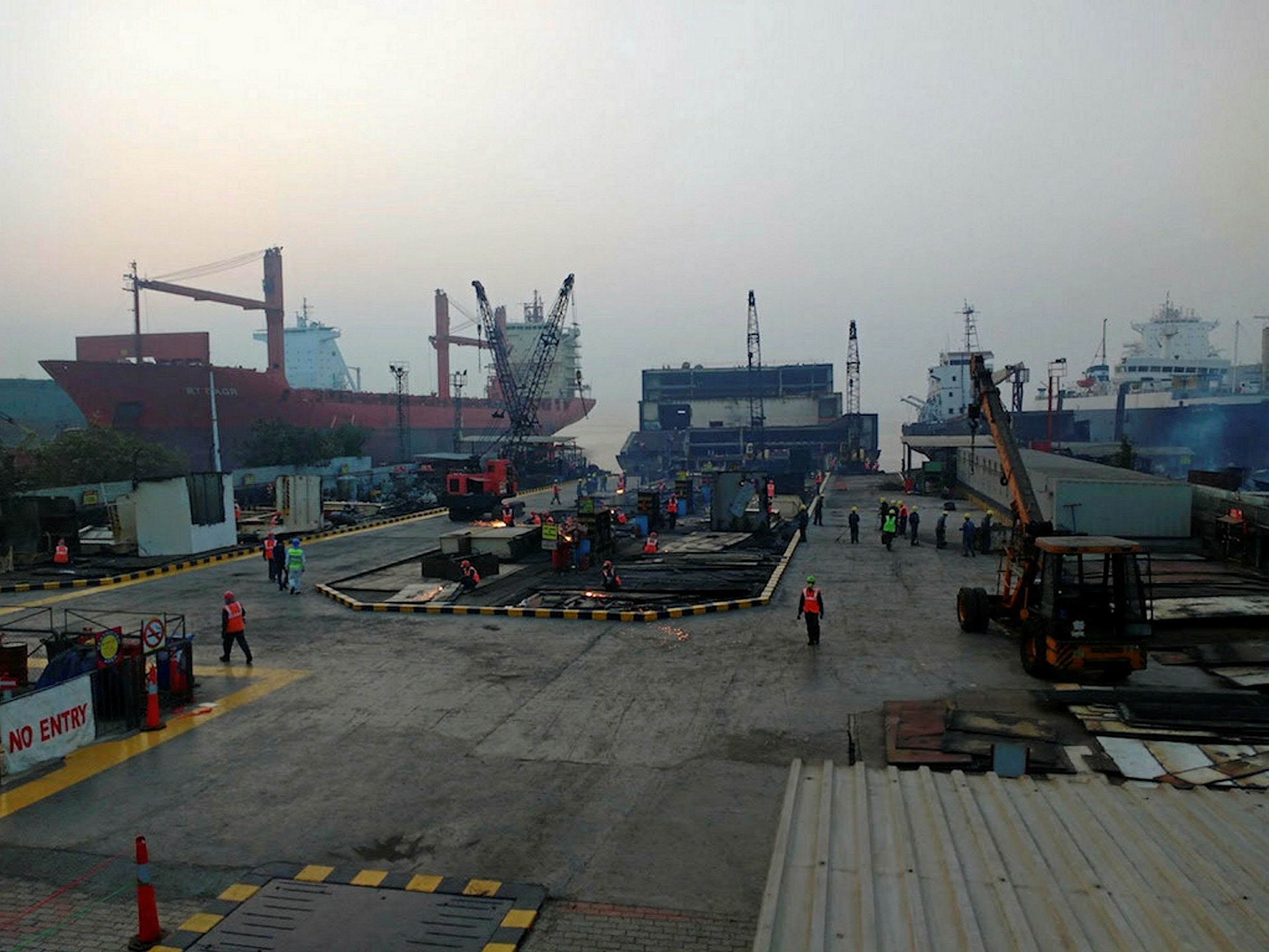 Eastern Pacific ore carrier heading back to India for green recycling