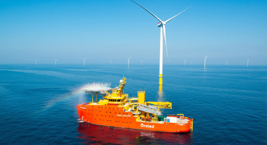 John Fredriksen-backed Edda Wind offloads its oldest service operation ...