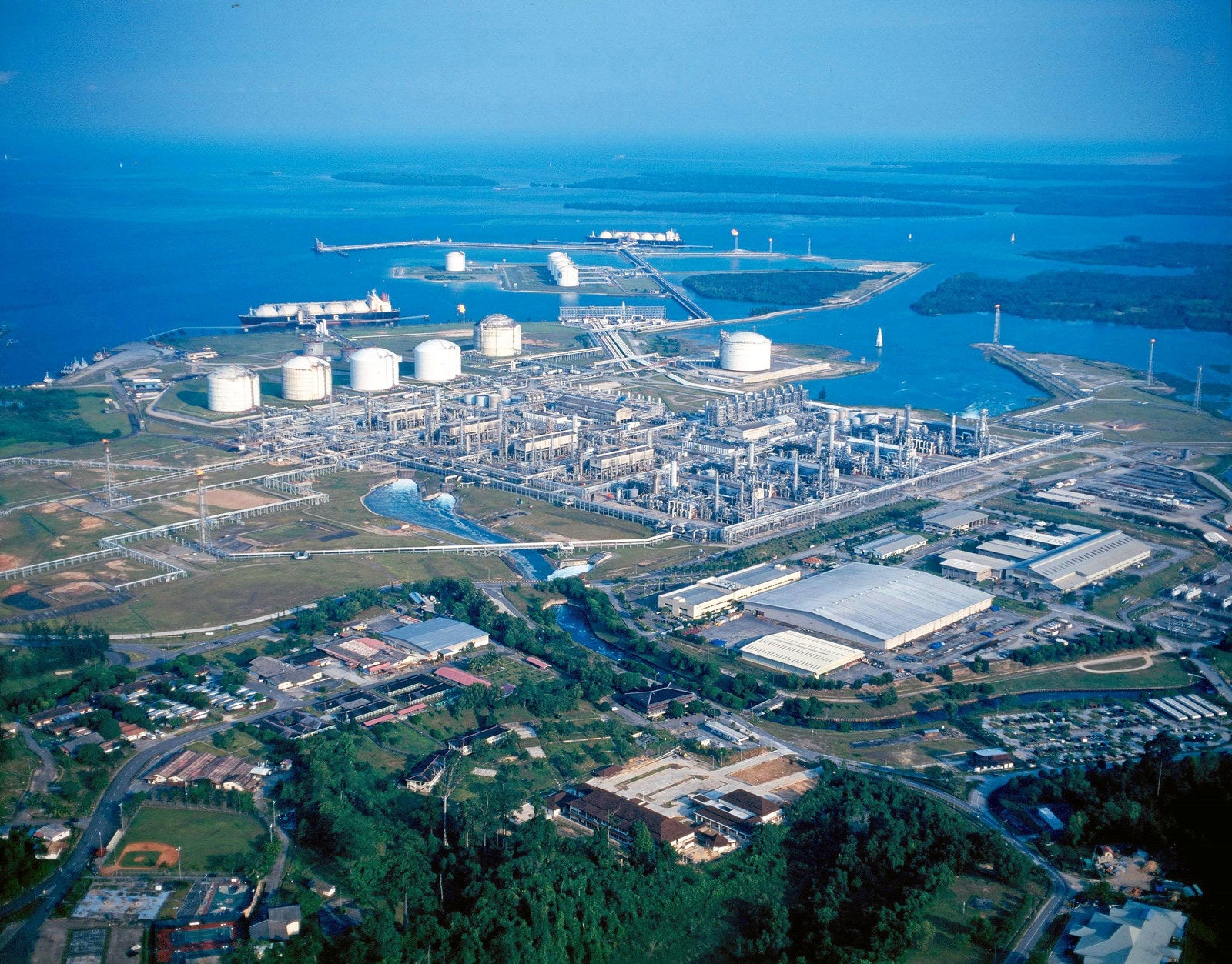Eni launches tenders for key contracts for Indonesia ultra-deepwater ...