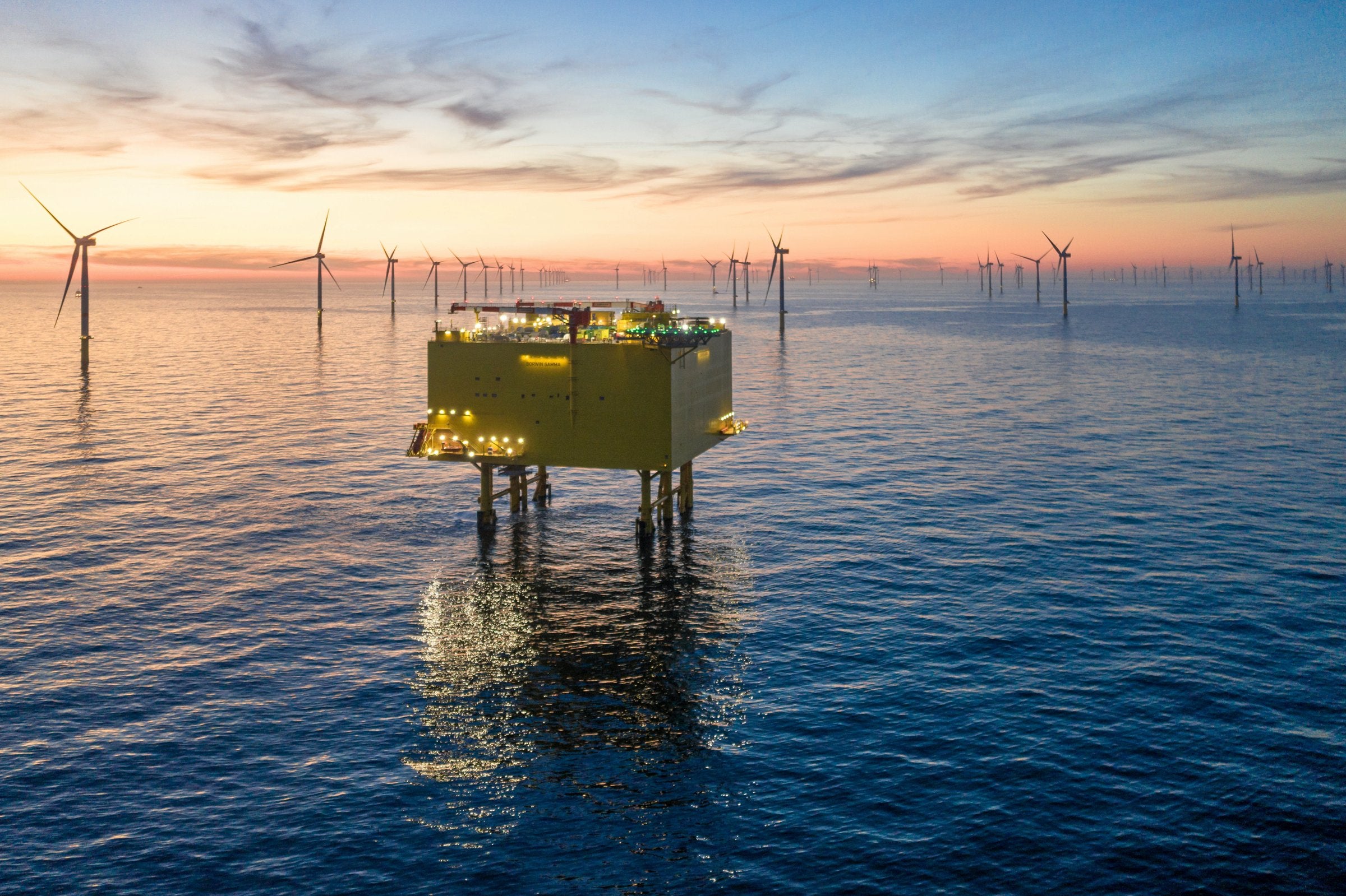 Siemens Energy wins massive deal as offshore converter rig production ...