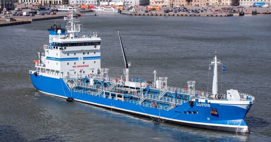 Neste charters Sirius bunker tanker