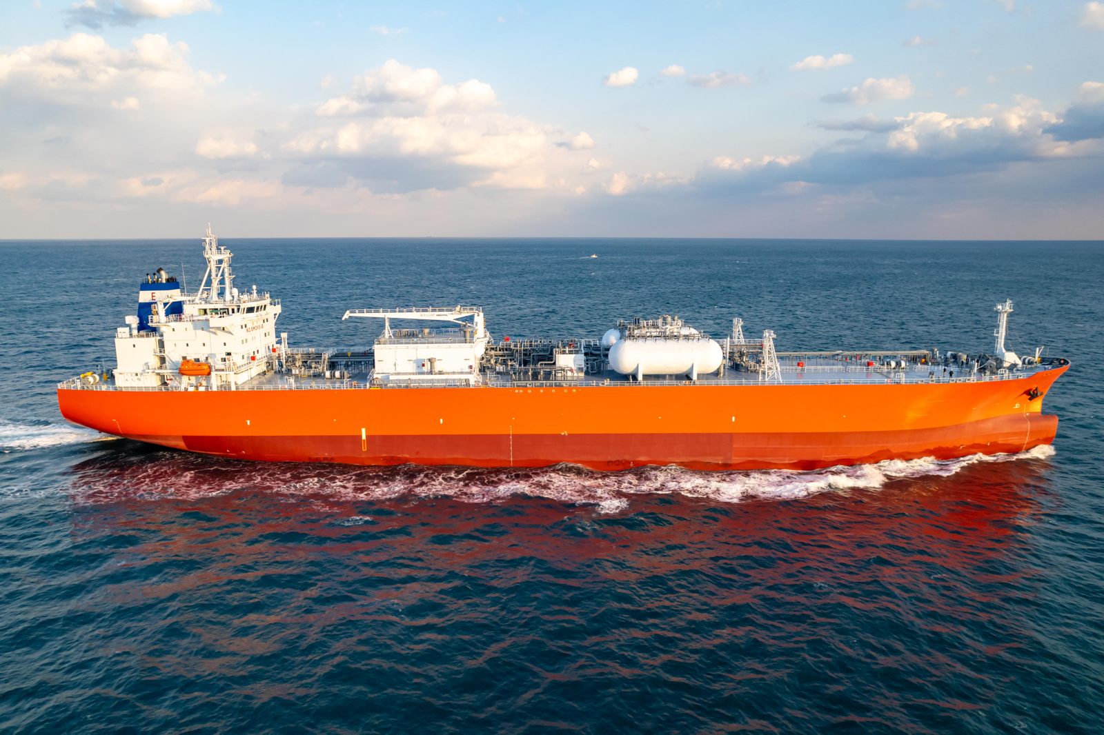 Delivery of Exmar’s first ammonia-fuelled vessel set to chime with ...