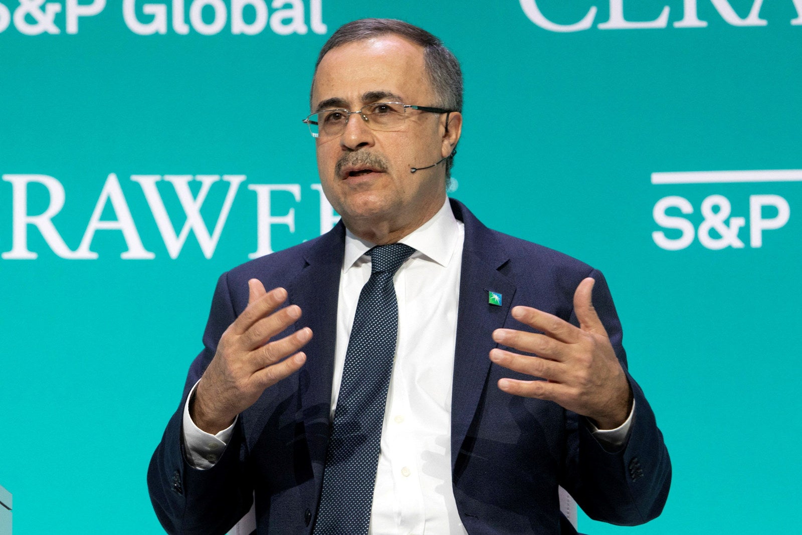 Saudi Aramco awards $2 billion-plus strategic offshore expansion deal ...