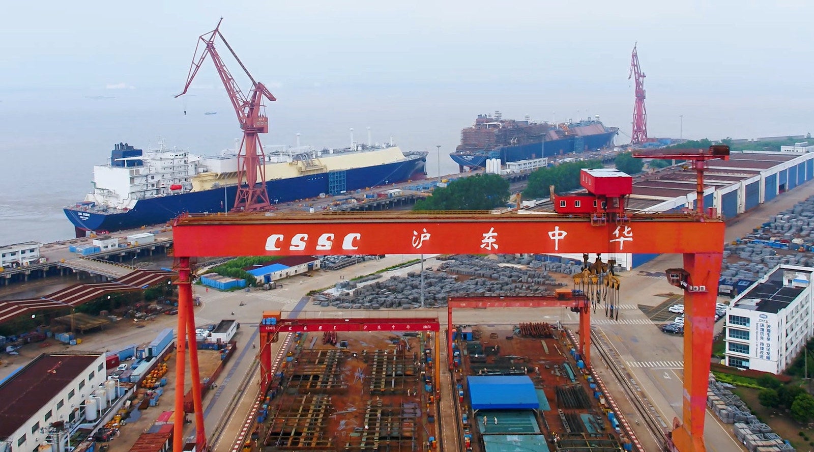MOL confirms LNG carrier newbuilding trio in China for QatarEnergy