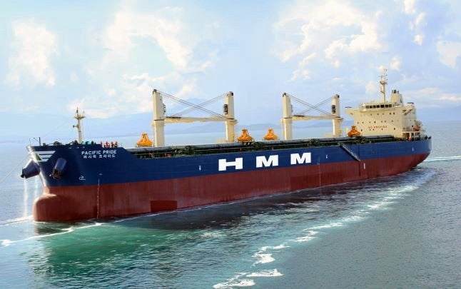 Expanded fleet boosts earnings at giant South Korean owner HMM