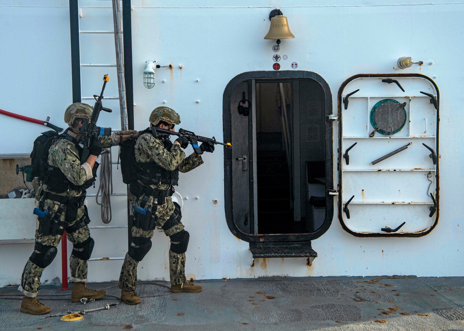 Rerouted Red Sea ships face rising threat of piracy, warns IMO chief