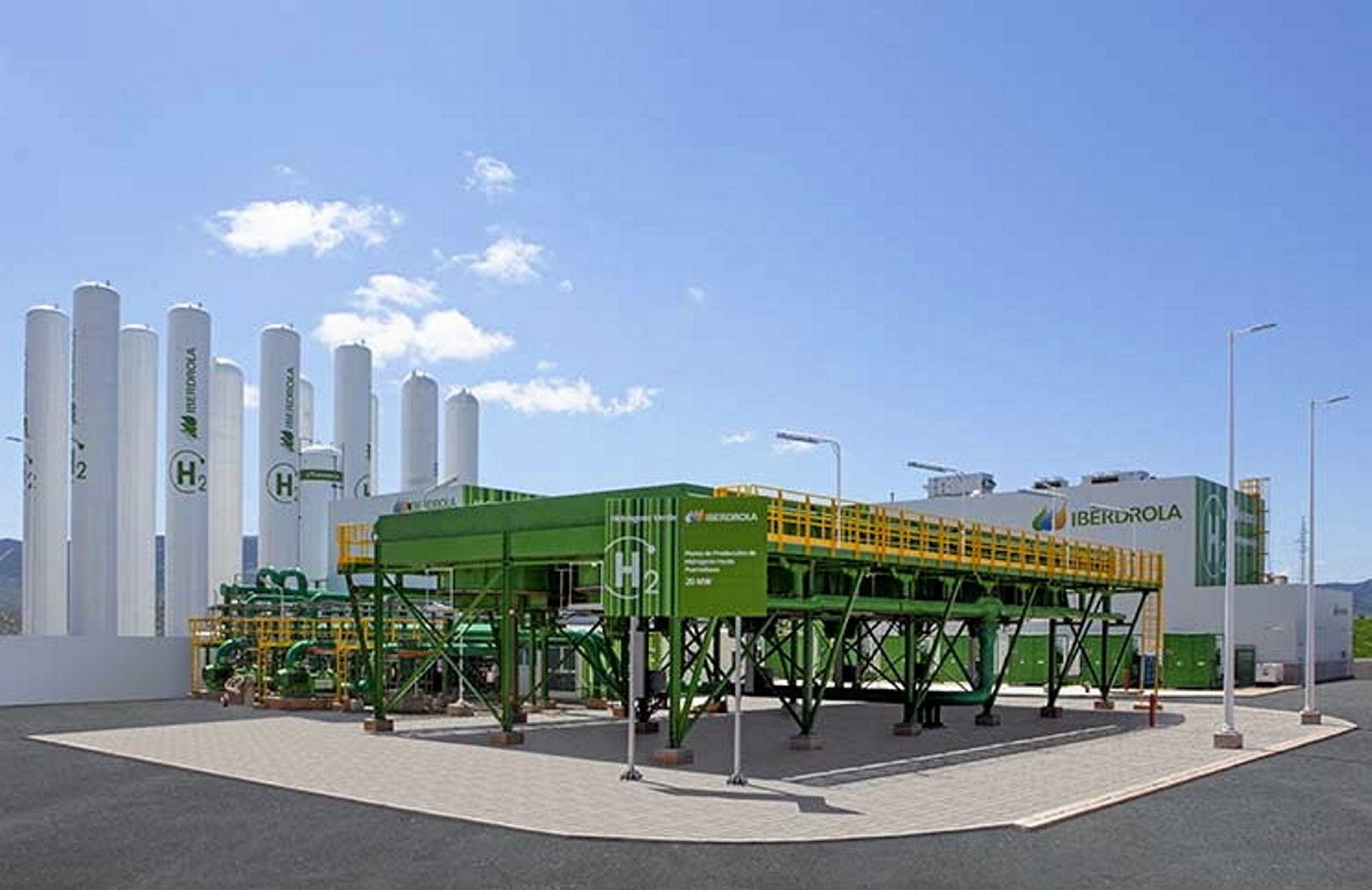 Iberdrola bags disused oil-fired power station for $1.2bn green ...